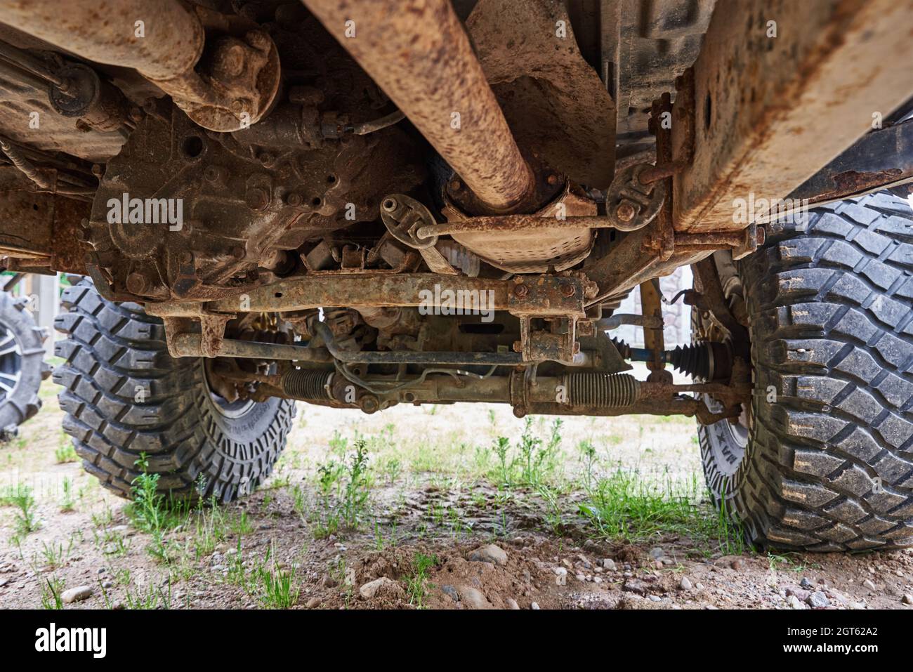 Jeep suv bottom hi-res stock photography and images - Alamy