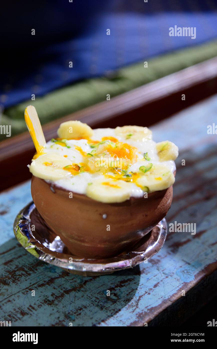 Yogurt pot plant hi-res stock photography and images - Alamy