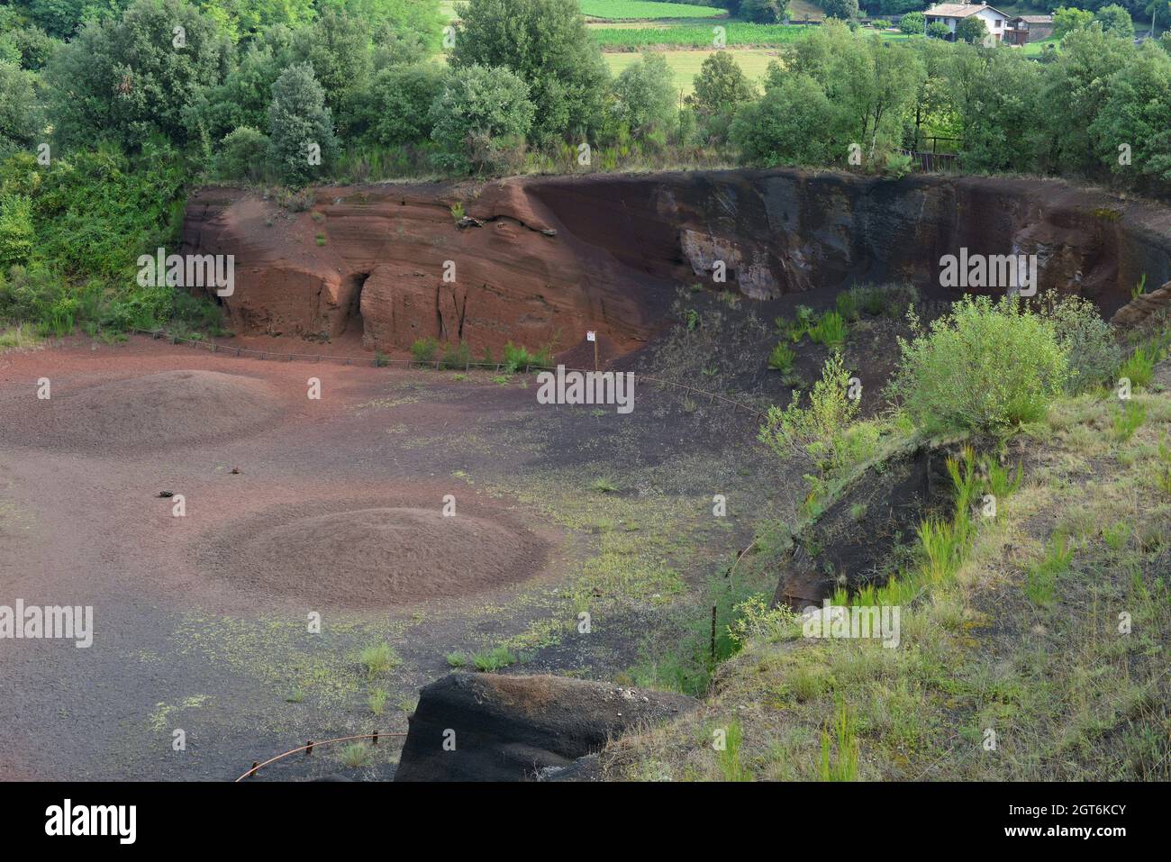 The Croscat is a volcano that is located in the northwest of the ...
