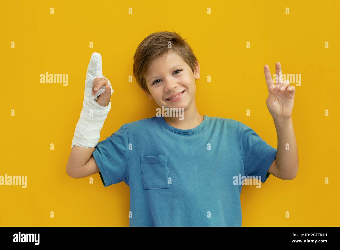 Finger plaster blue hi-res stock photography and images - Alamy
