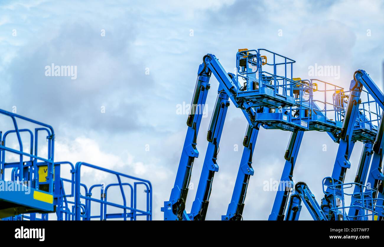 Aerial work platform elevator hi-res stock photography and images - Alamy