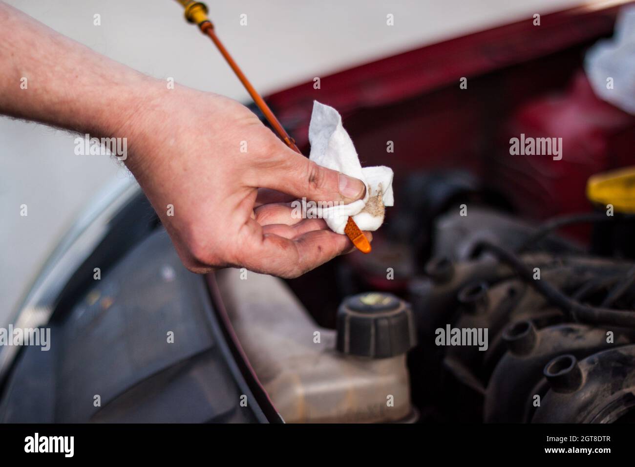 Car oil problems hi-res stock photography and images - Alamy