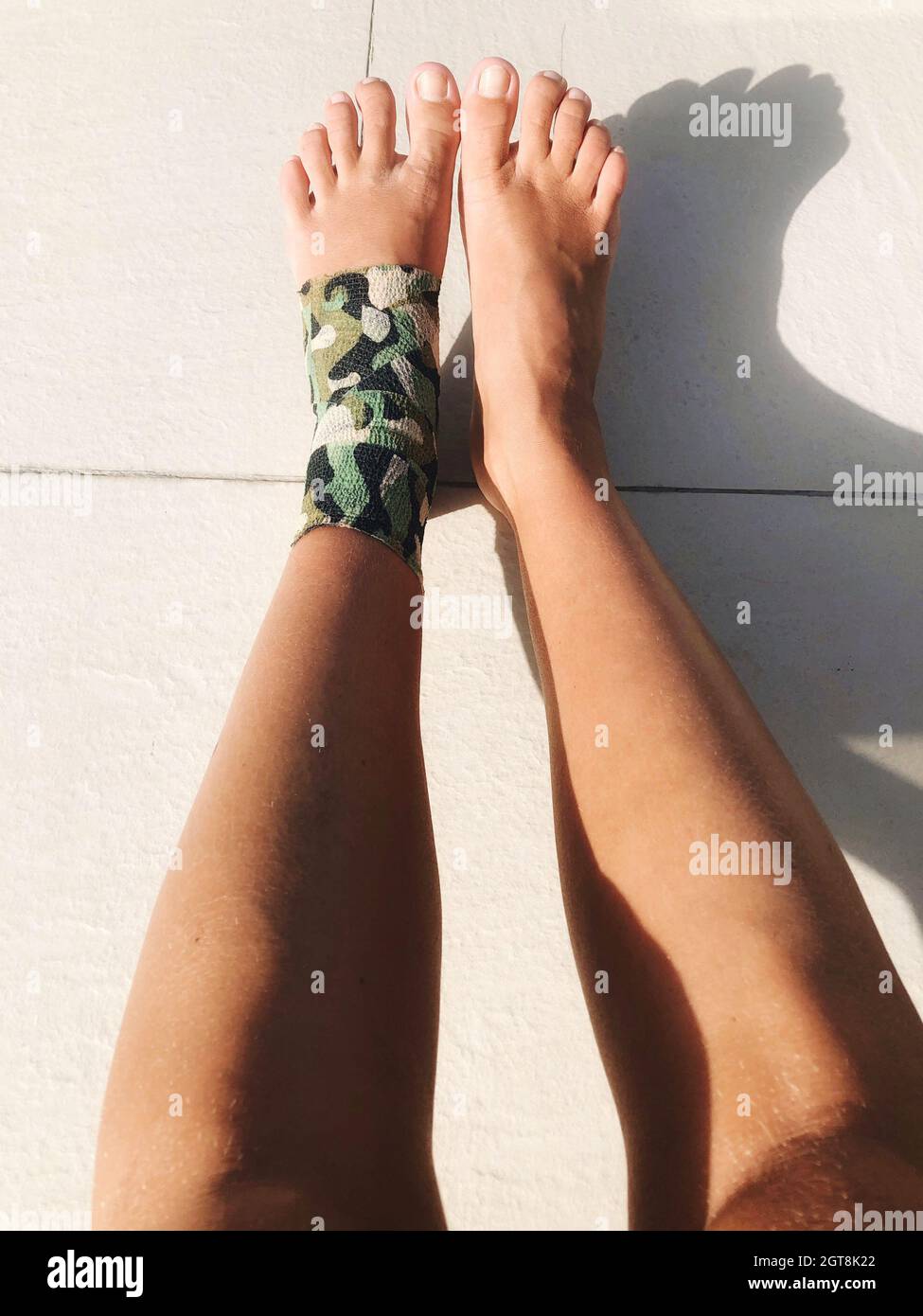 Wrapped ankle hi-res stock photography and images - Alamy