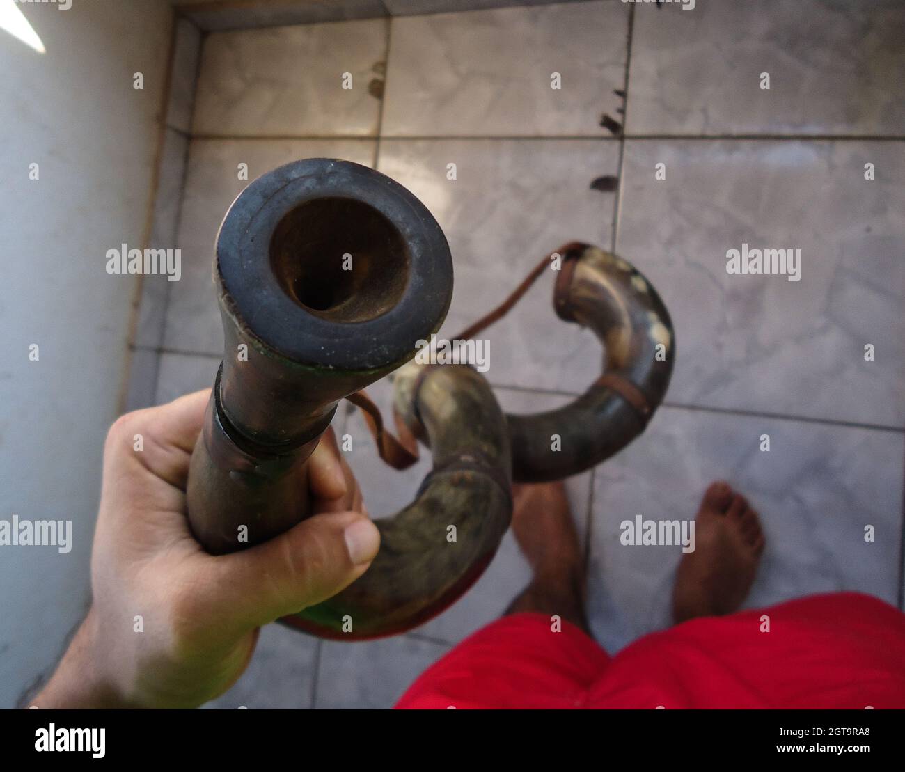 A Person Holding A Brazilian Gaudy Stock Photo - Alamy