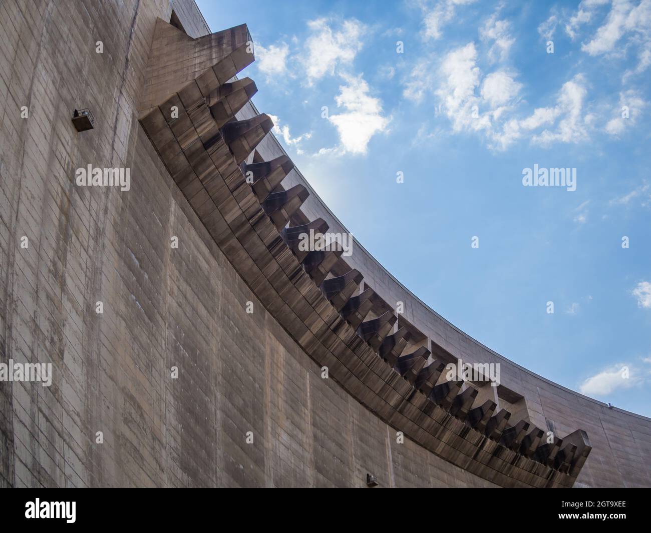Hydroelectric station dam africa hi-res stock photography and images ...