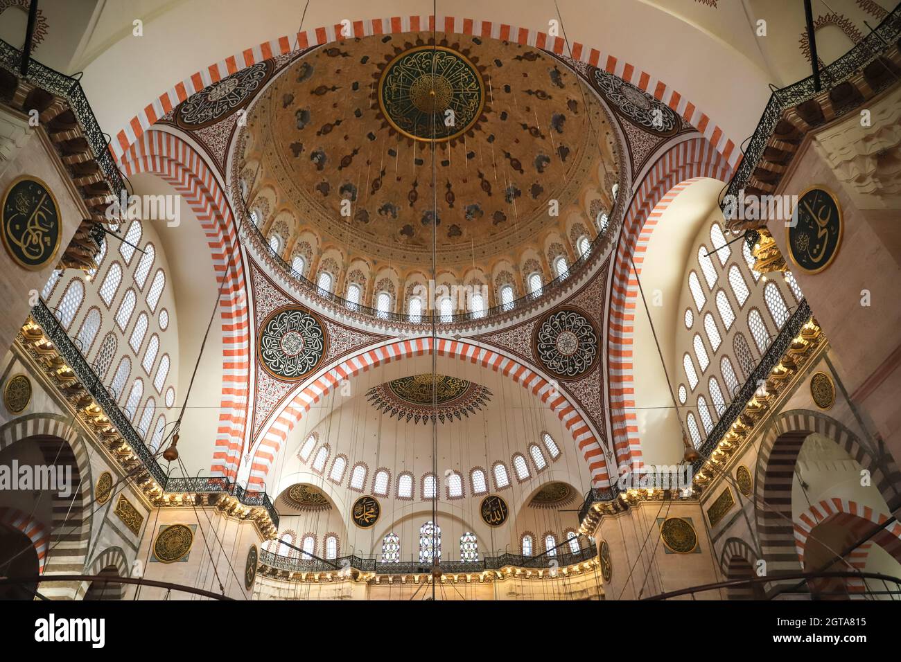 Dome of Suleymaniye Mosque in Istanbul City, Turkey Stock Photo - Alamy