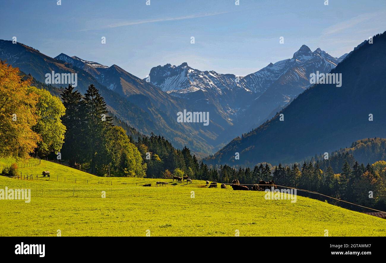 Umland hi-res stock photography and images - Alamy
