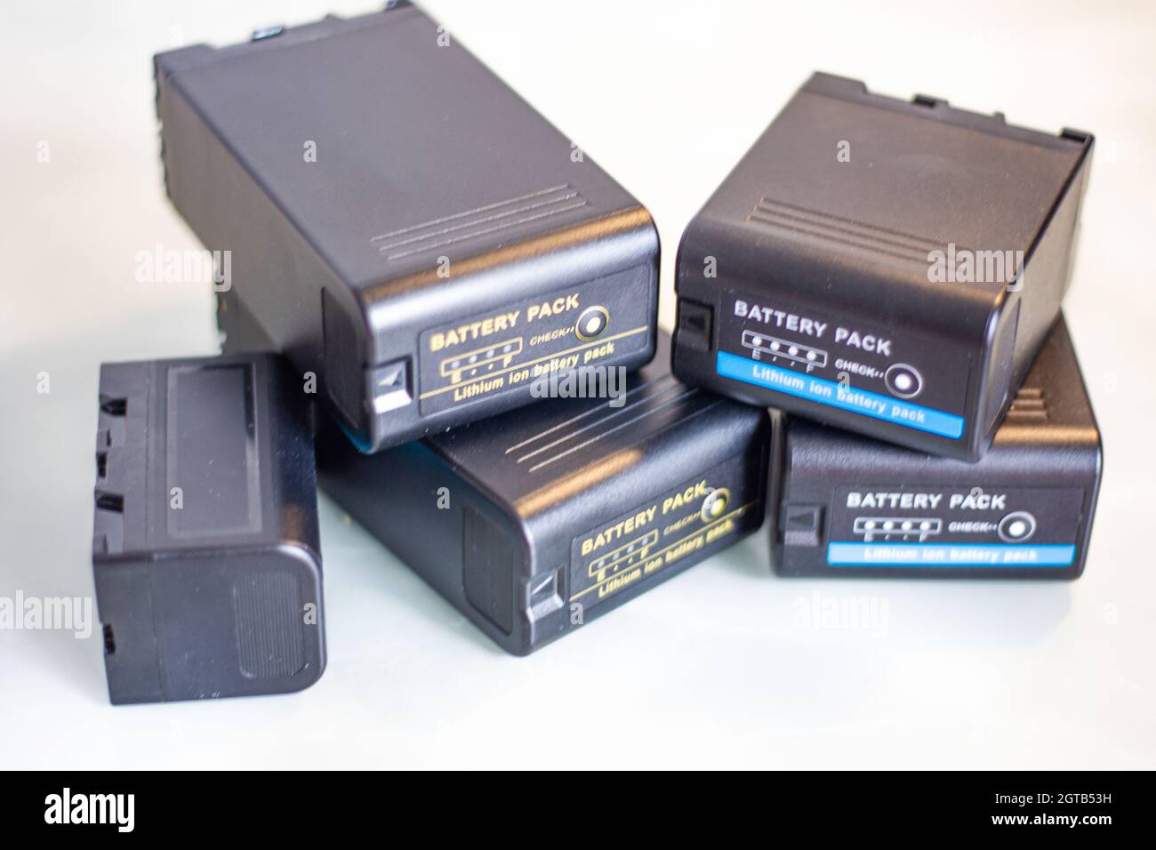 Lithium ion battery icon hi-res stock photography and images - Alamy