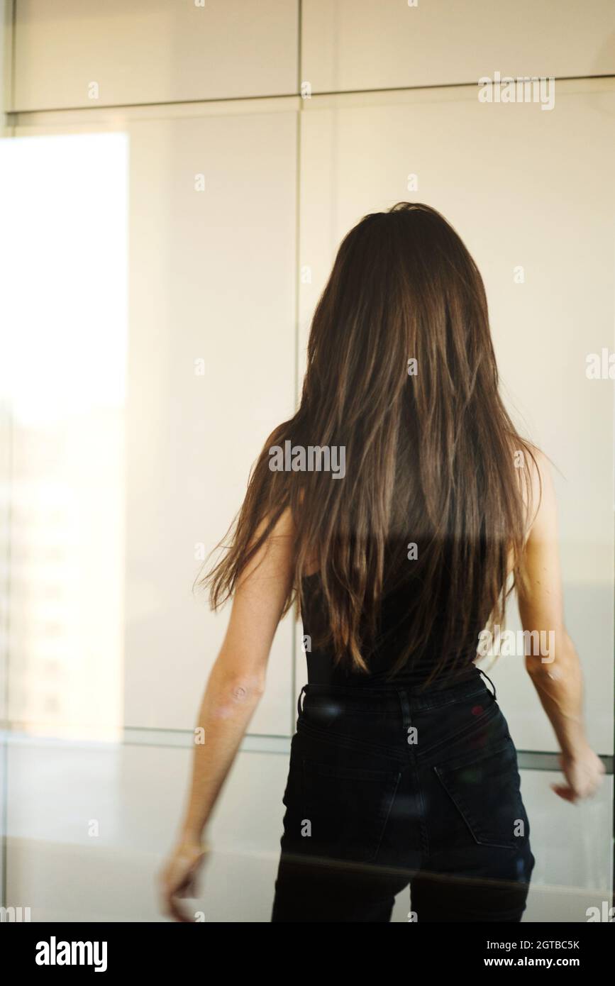 Slim woman backside view isolated hi-res stock photography and images ...