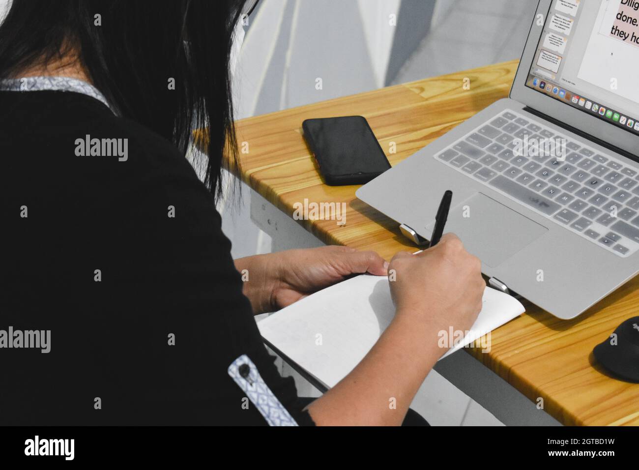 Normal writing hi-res stock photography and images - Alamy