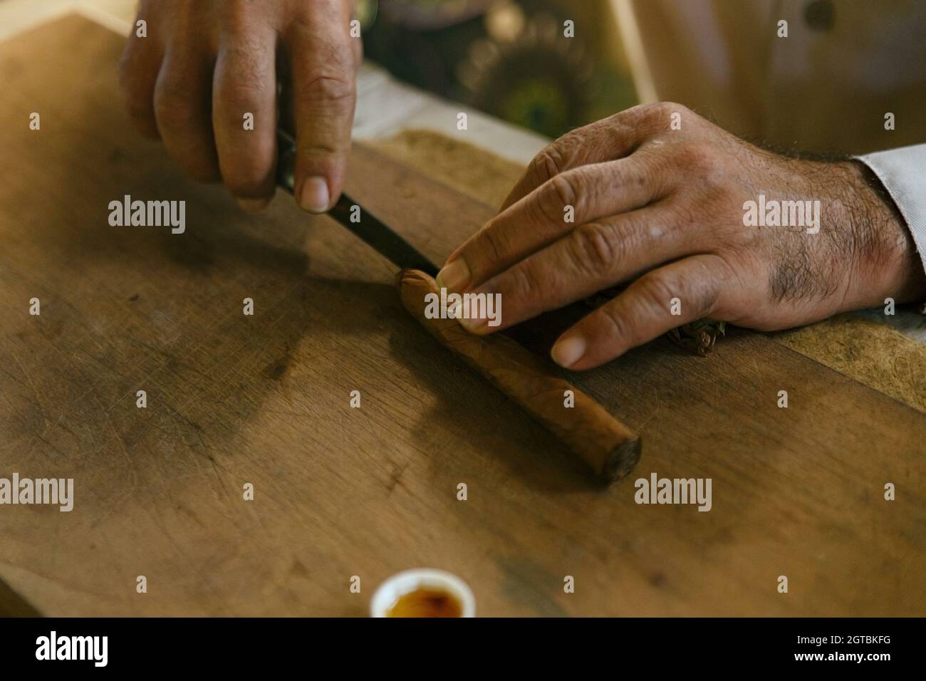 Cigar making table hi-res stock photography and images - Alamy
