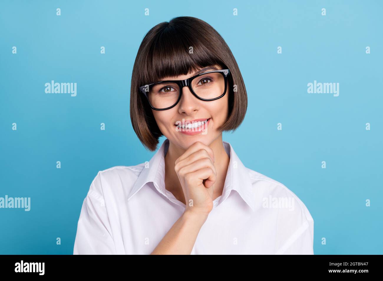 Portrait of attractive cheerful pensive girl specialist expert ...