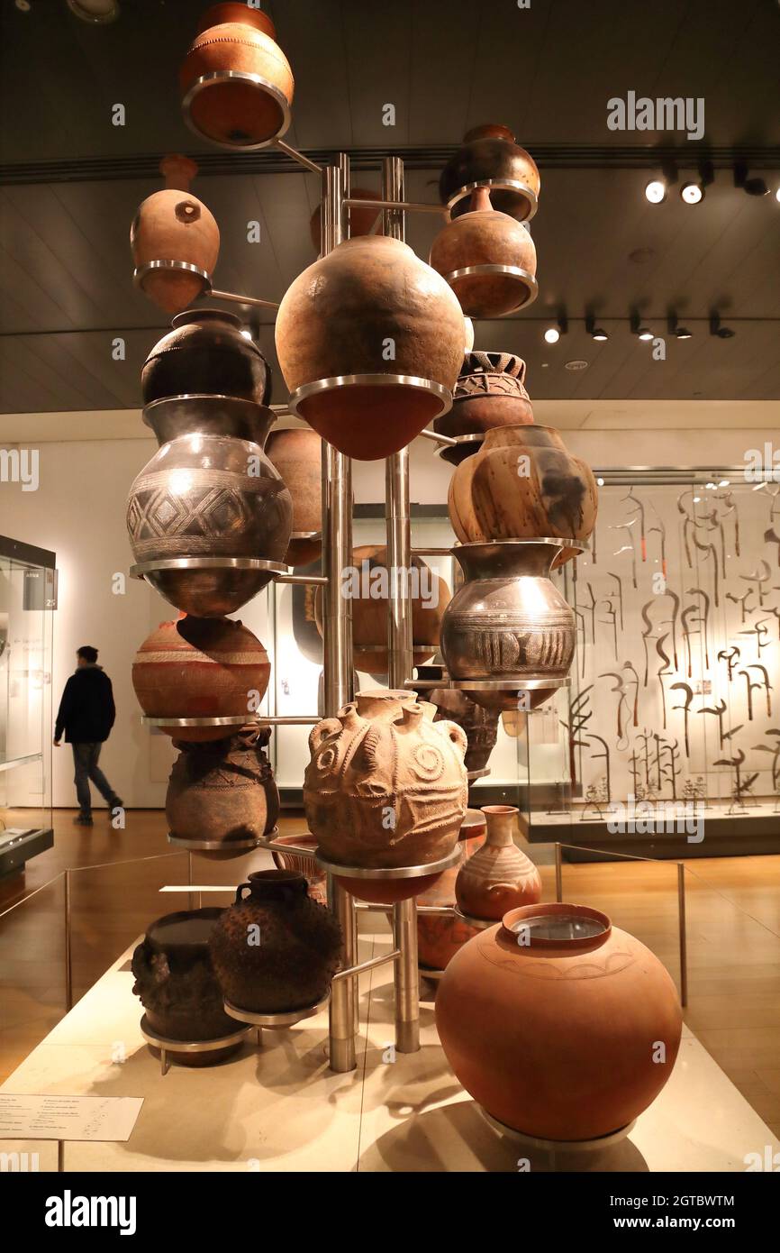 Water, storage and ritual pots from Africa at the British Museum ...