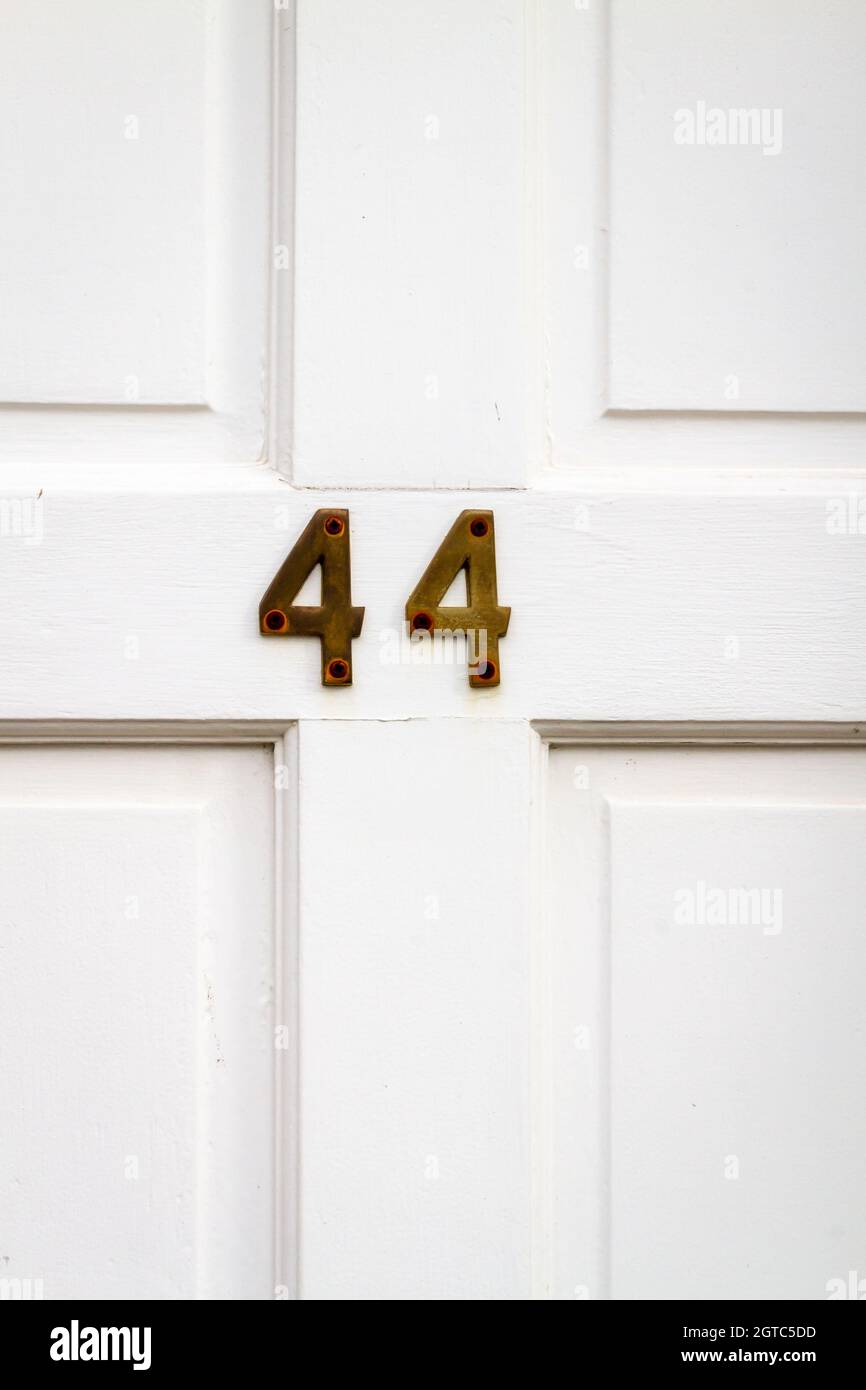 White door house exterior wall london hi-res stock photography and ...