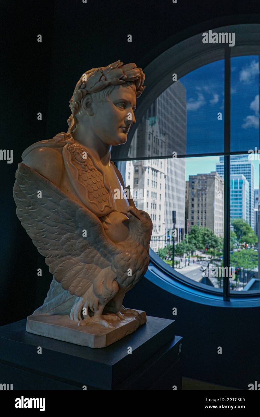 Montreal angel statue hi-res stock photography and images - Alamy