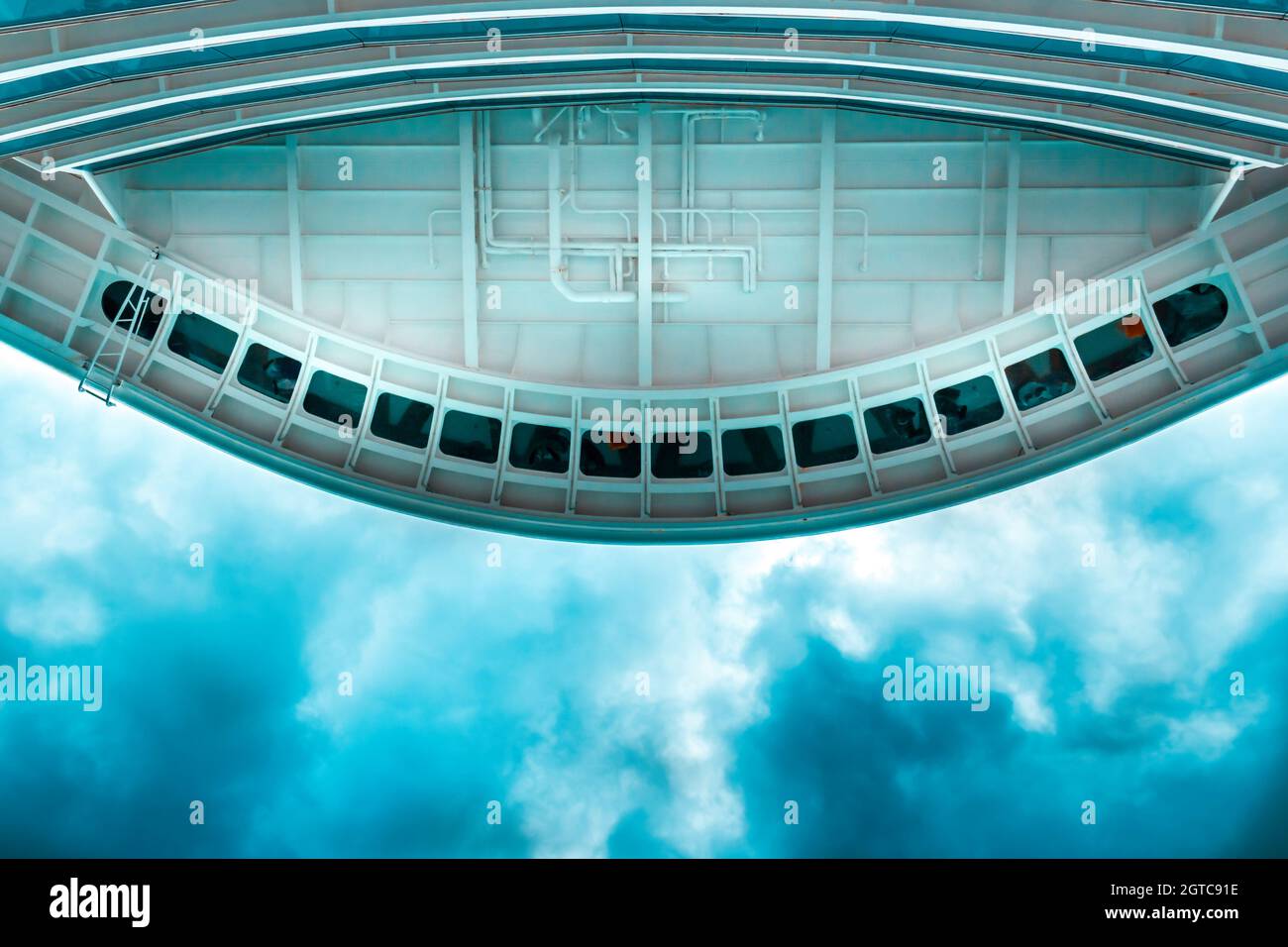 Fort lauderdale building perspective hi-res stock photography and ...