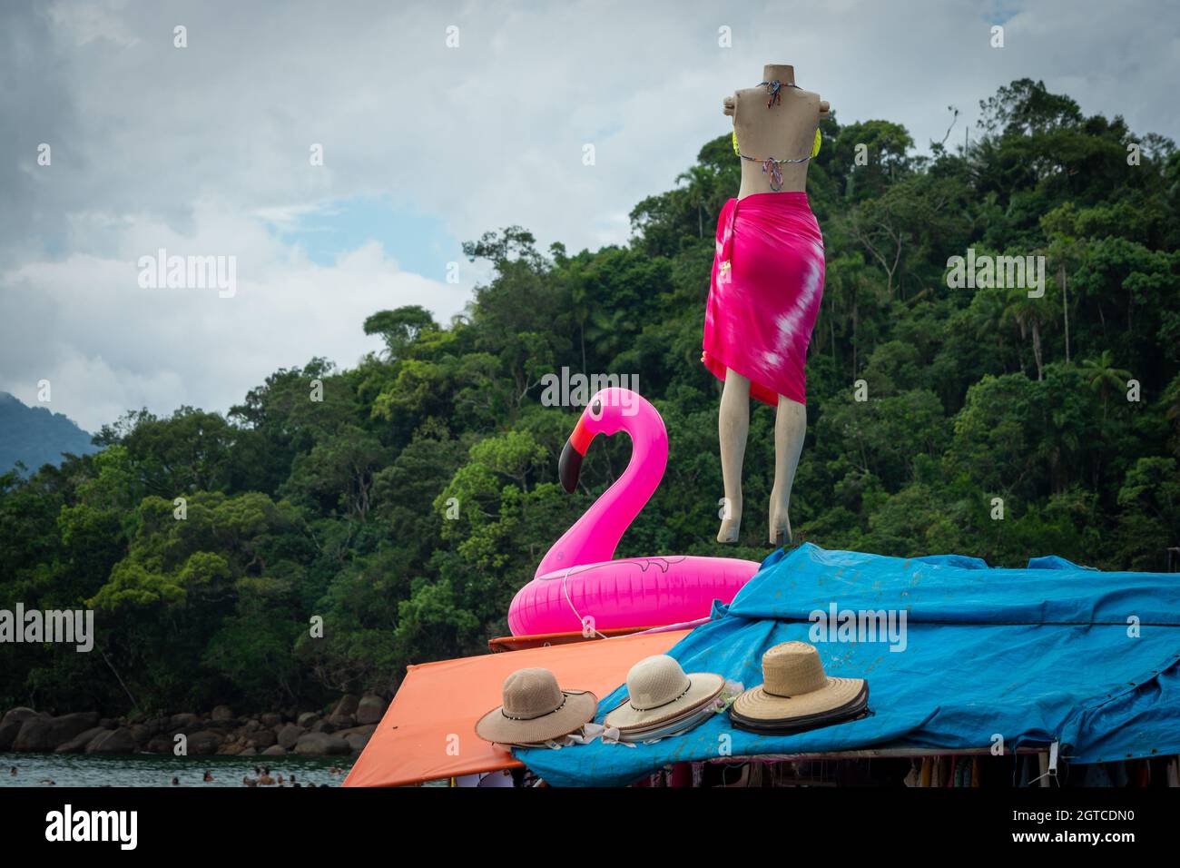 Full length child mannequin hi-res stock photography and images - Alamy