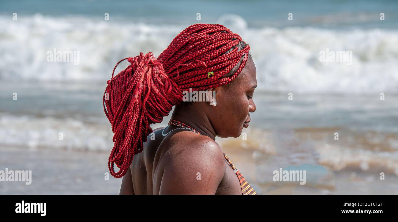 Ghana beach holiday hi-res stock photography and images - Alamy