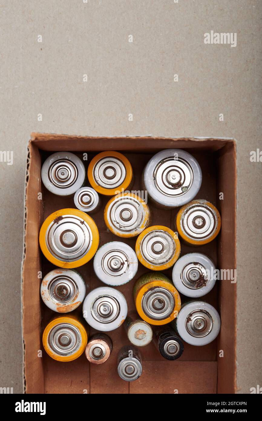 How to re cycle old batteries hi-res stock photography and images - Alamy