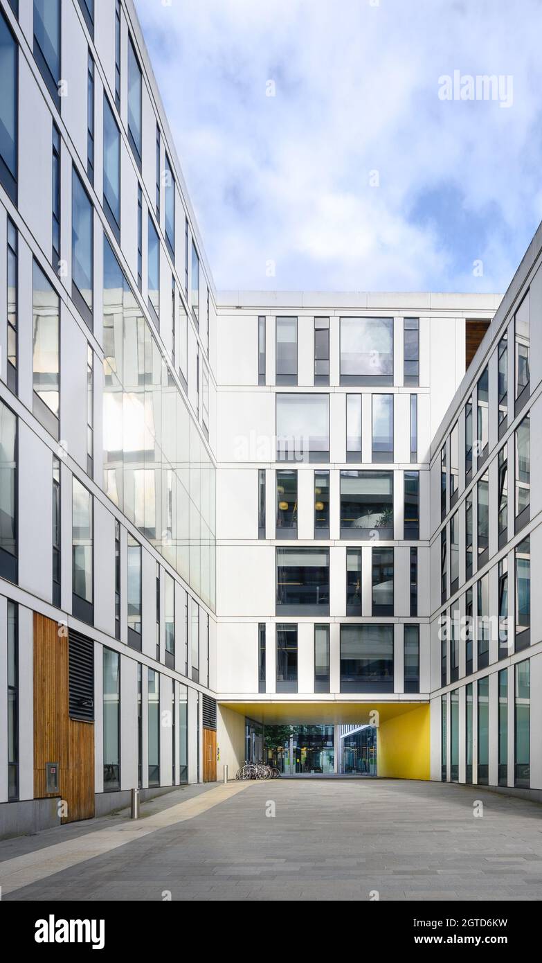 Informatics hi-res stock photography and images - Alamy