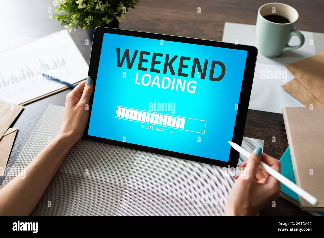 Loading screen loading bar hi-res stock photography and images - Alamy