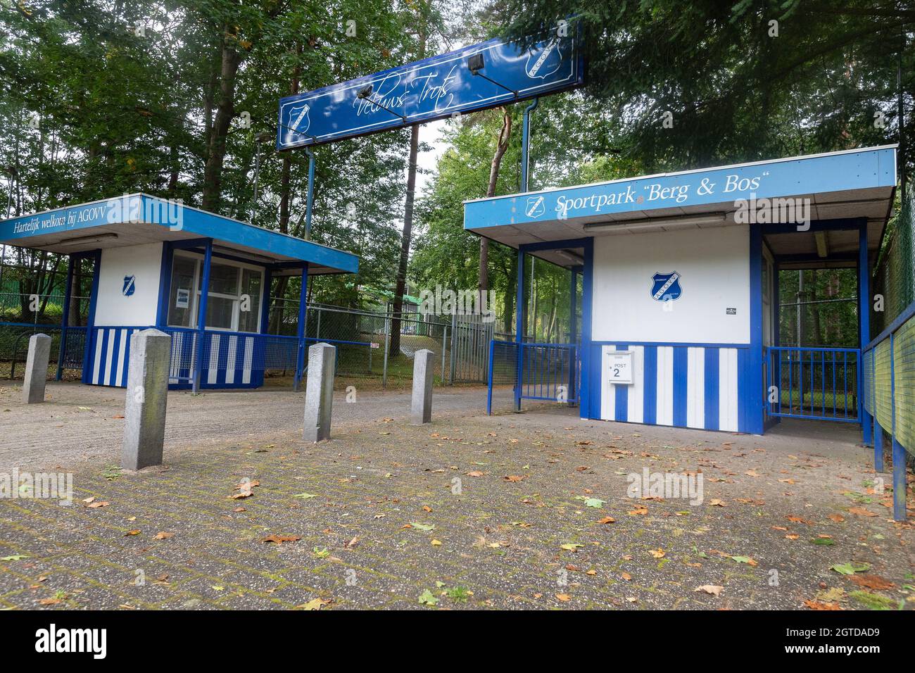 APELDOORN, Sportpark Berg en Bos, 01-10-2021 , Gerrit Kerssen AGOVV ...