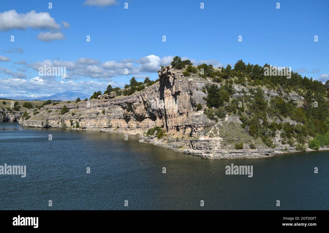 Sheer drop off hi-res stock photography and images - Alamy