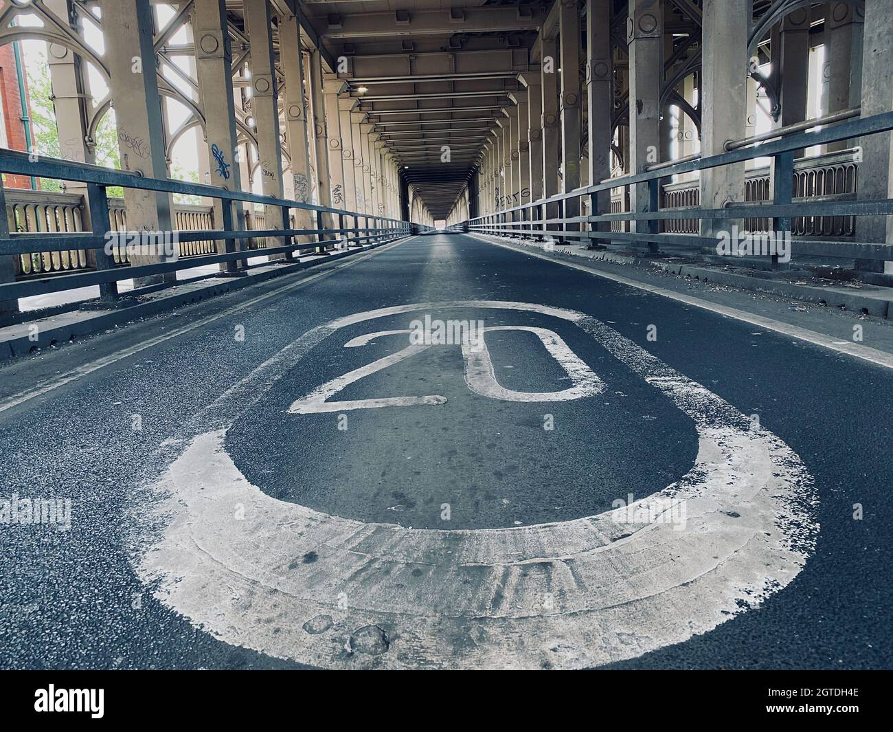 20 Mph Road Marking High Resolution Stock Photography and Images - Alamy