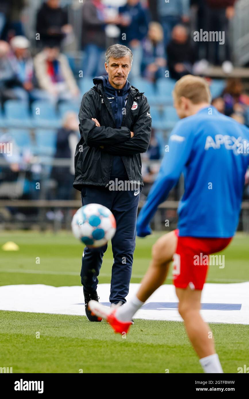 Kiel, Germany. 02nd Oct, 2021. Football: 2nd Bundesliga, Holstein Kiel ...
