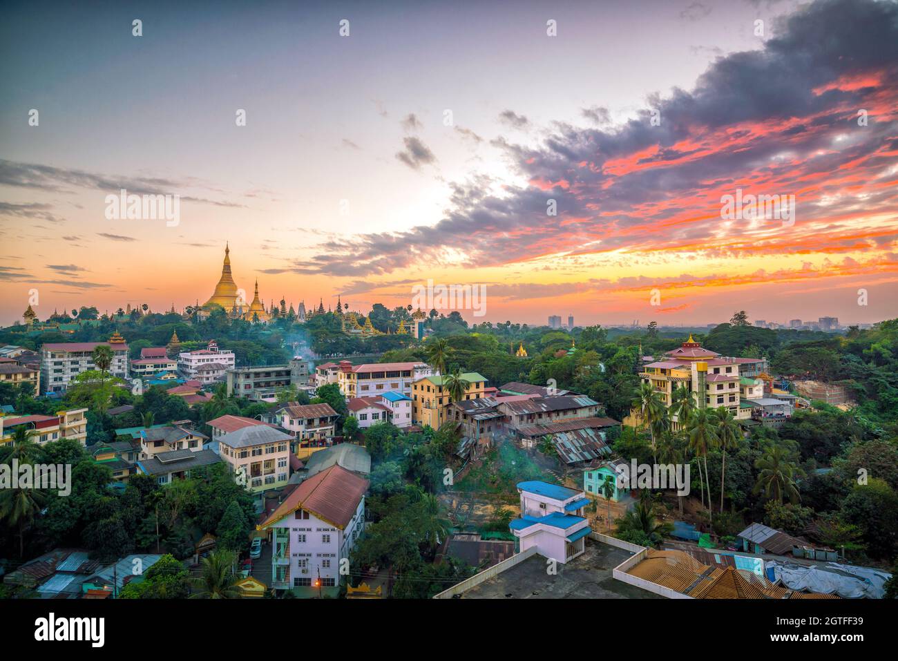 Yangon skyline at twilight with Shwedagon Pagoda in Myanmar Stock Photo ...