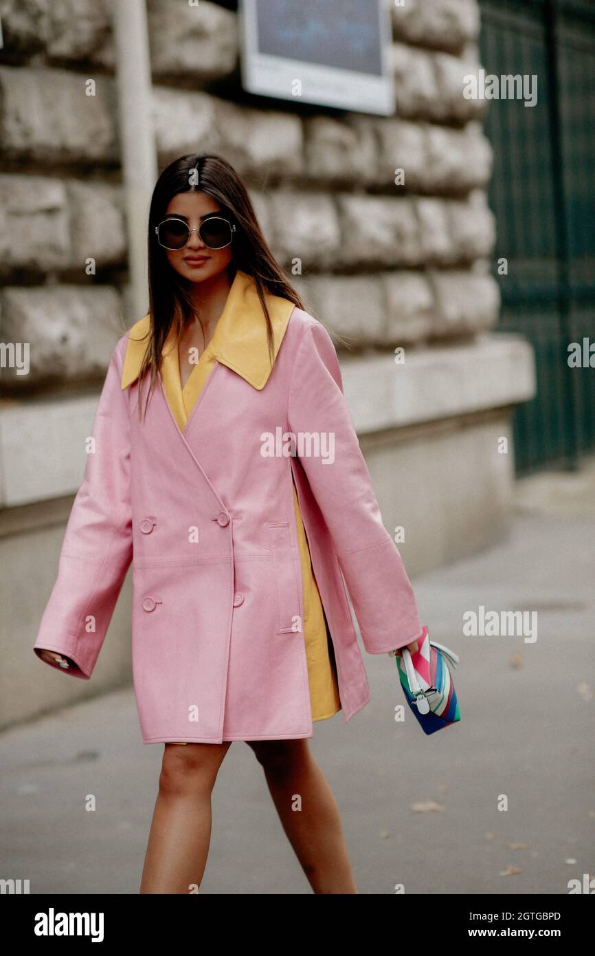 Paris, France. 01st Oct, 2021. Street style, Ola Farahat arriving at ...