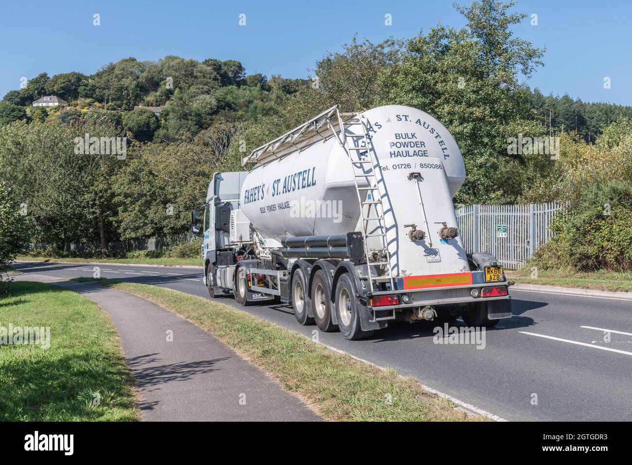 Faheys bulk powder truck hi-res stock photography and images - Alamy