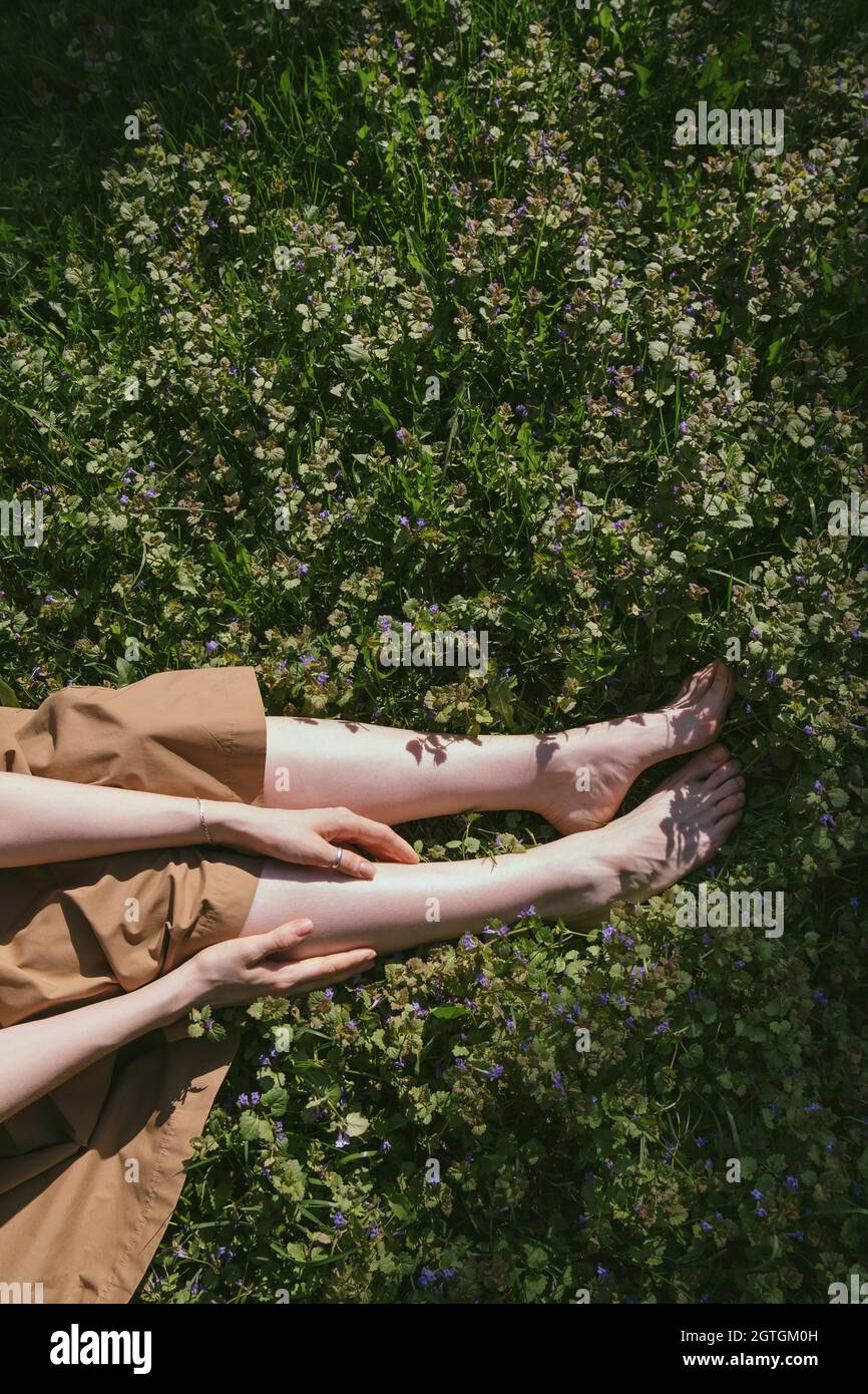 Faceless shadows hi-res stock photography and images - Alamy