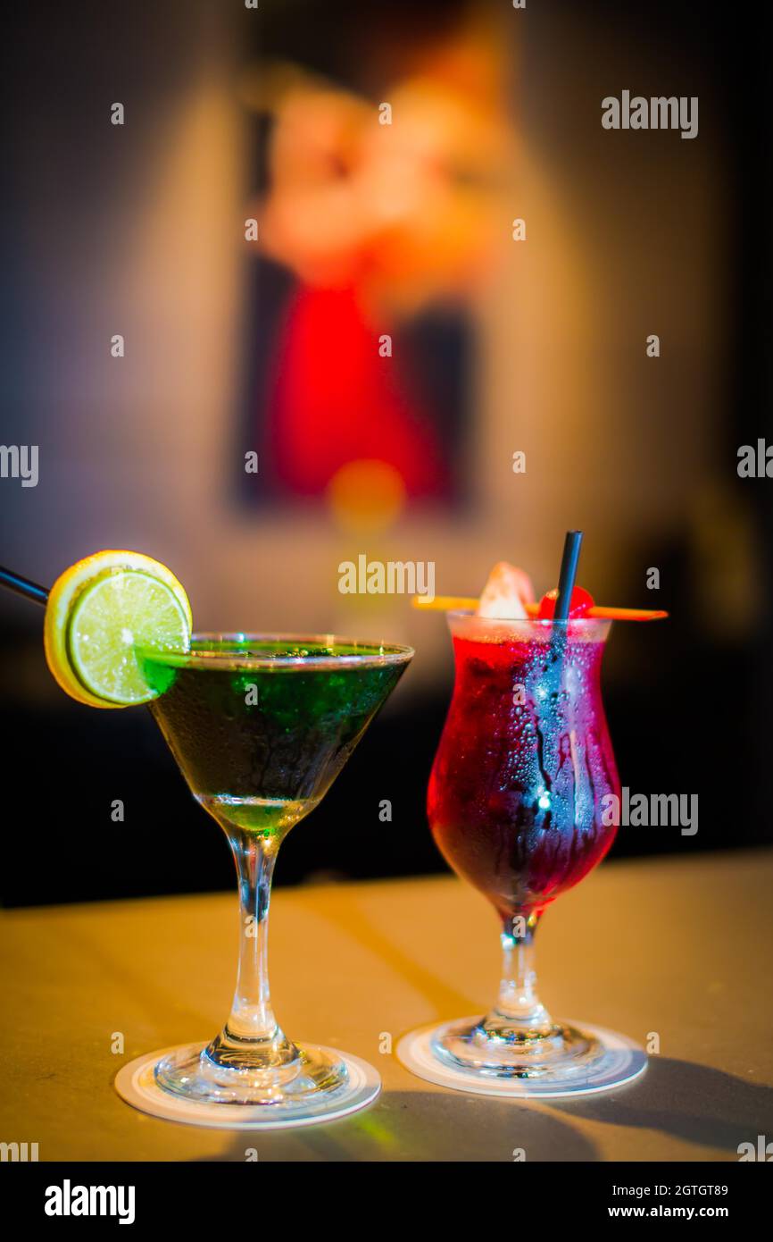 Drinking mocktails in a bar hi-res stock photography and images - Alamy