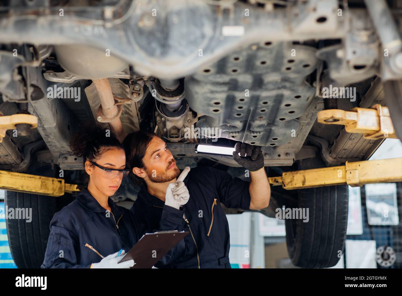 Military mechanical workshop hi-res stock photography and images - Alamy