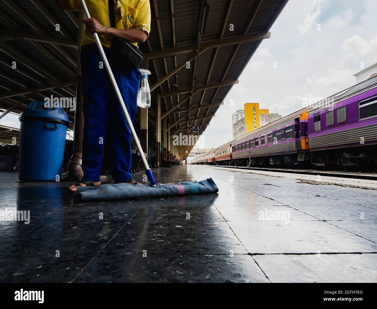 Train rail cleaner hi-res stock photography and images - Alamy