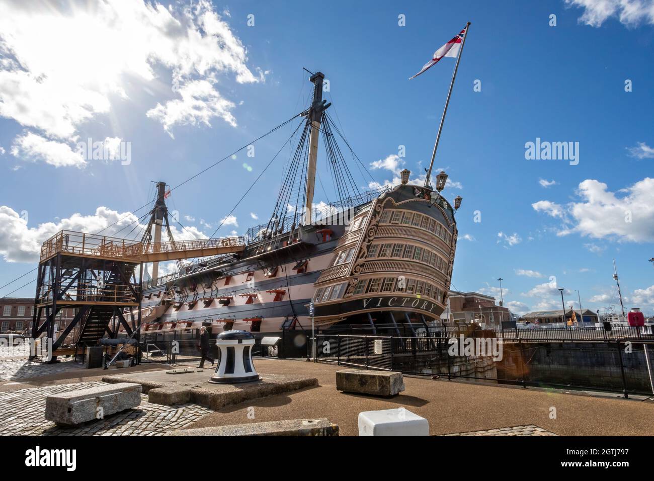 Hms victory stern view portsmouth hi-res stock photography and images ...