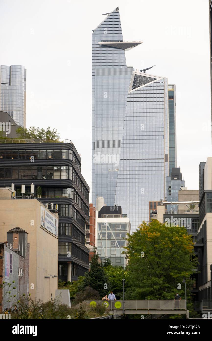 The Edge observation deck in Hudson yards Manhattan NYC Stock Photo - Alamy
