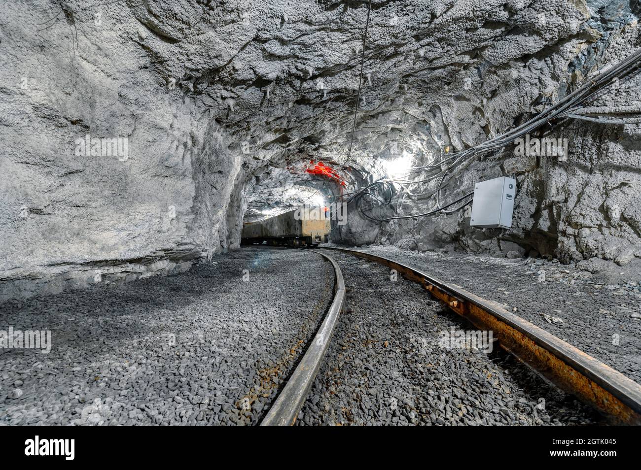 Underground railway construction hi-res stock photography and images ...
