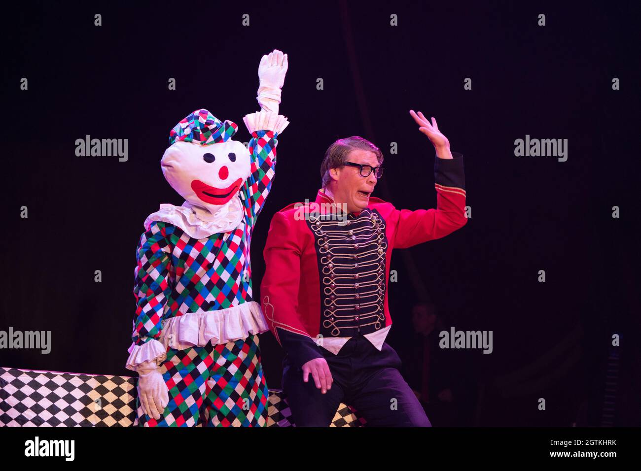 Circus acts in costume Stock Photo - Alamy