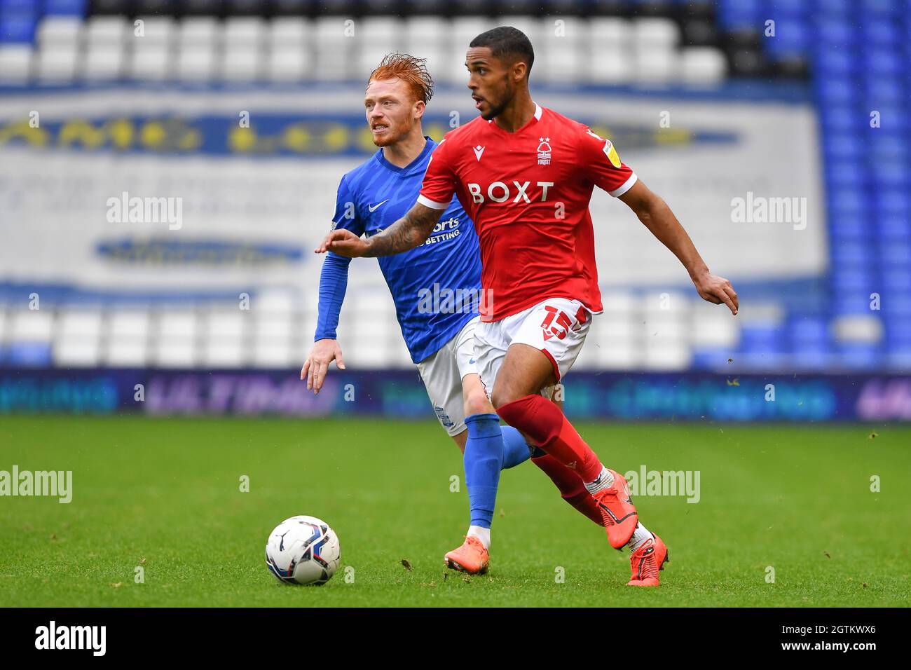 NOTTINGHAM, UK. OCT 2ND Max Lowe of Nottingham Forest runs with the ...