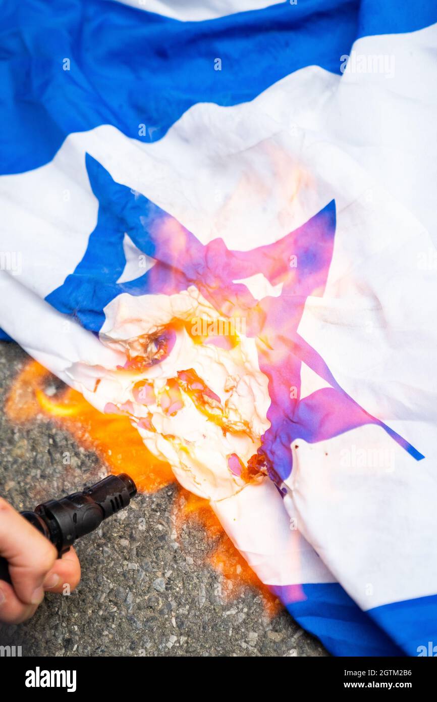 Burning Flag High Resolution Stock Photography and Images - Alamy