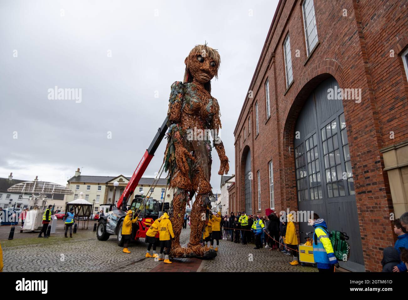 Irvine, Scotland, UK. 2nd October, 2021. A ten metre tall giant puppet ...