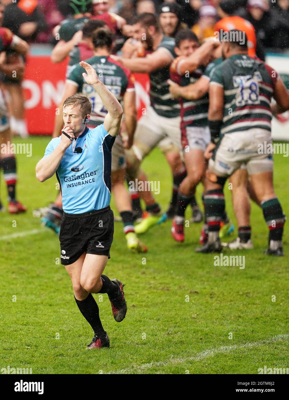 Referee christophe ridley hi-res stock photography and images - Alamy