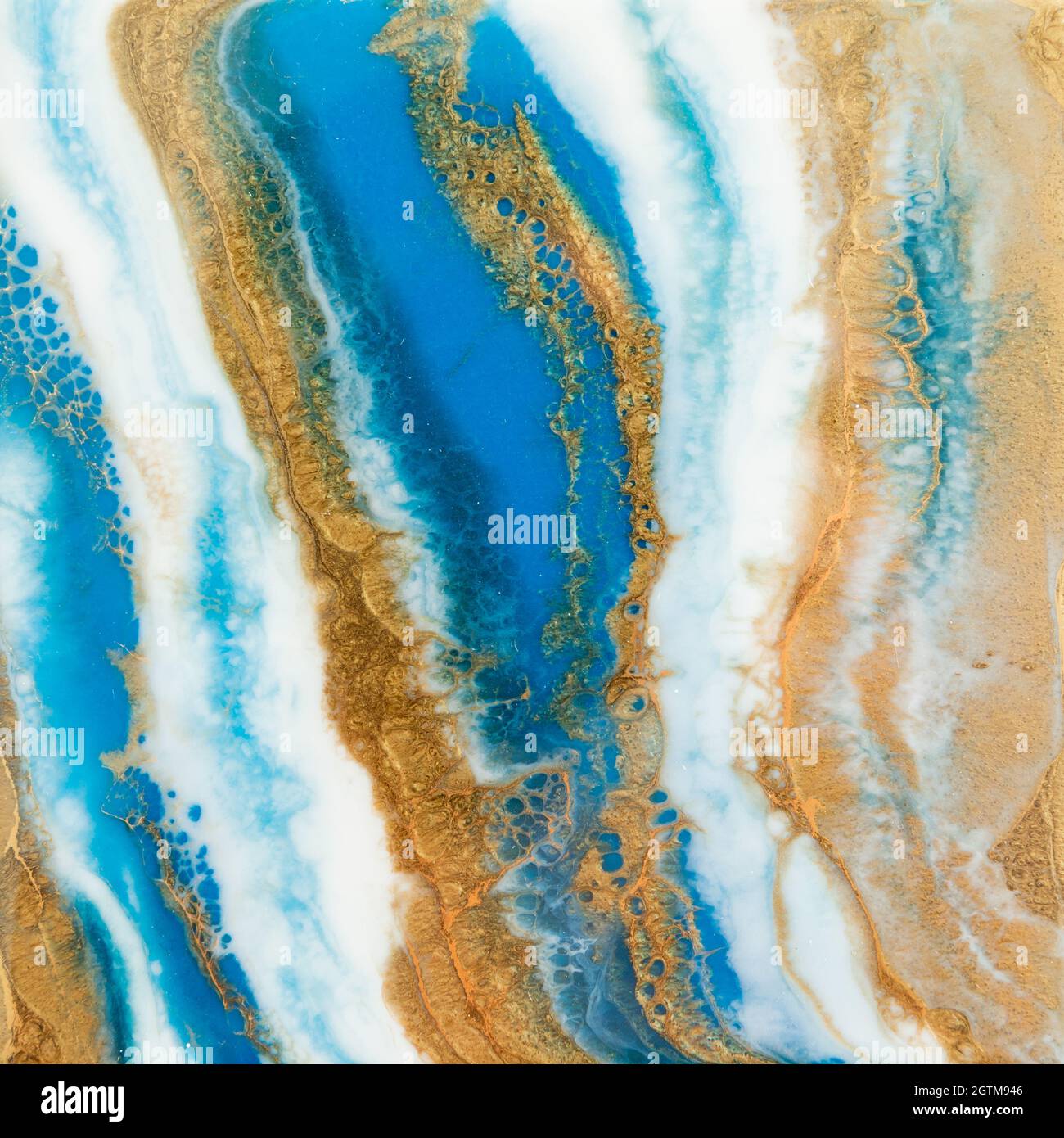 Mixing resin hi-res stock photography and images - Alamy