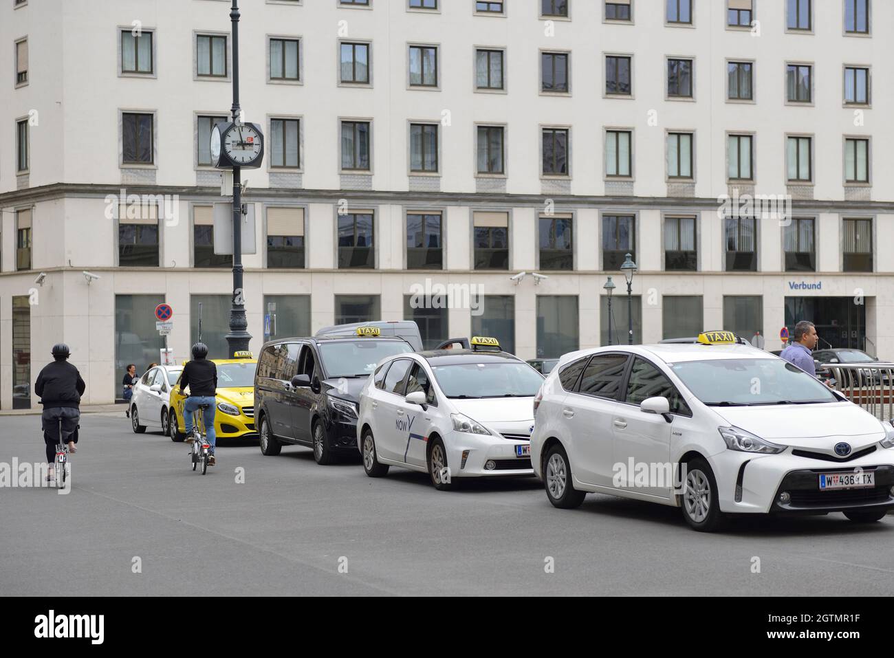 Vienna, Austria. Taxi rank in the first district in Vienna Stock Photo ...
