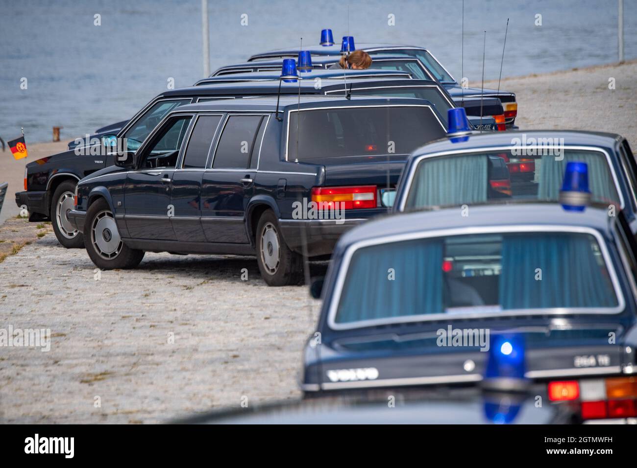White volvo hi-res stock photography and images - Alamy