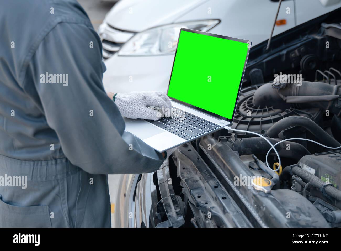 Engine tuner hi-res stock photography and images - Alamy
