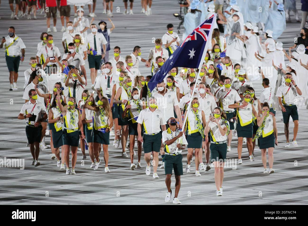 Flying cate hi-res stock photography and images - Alamy
