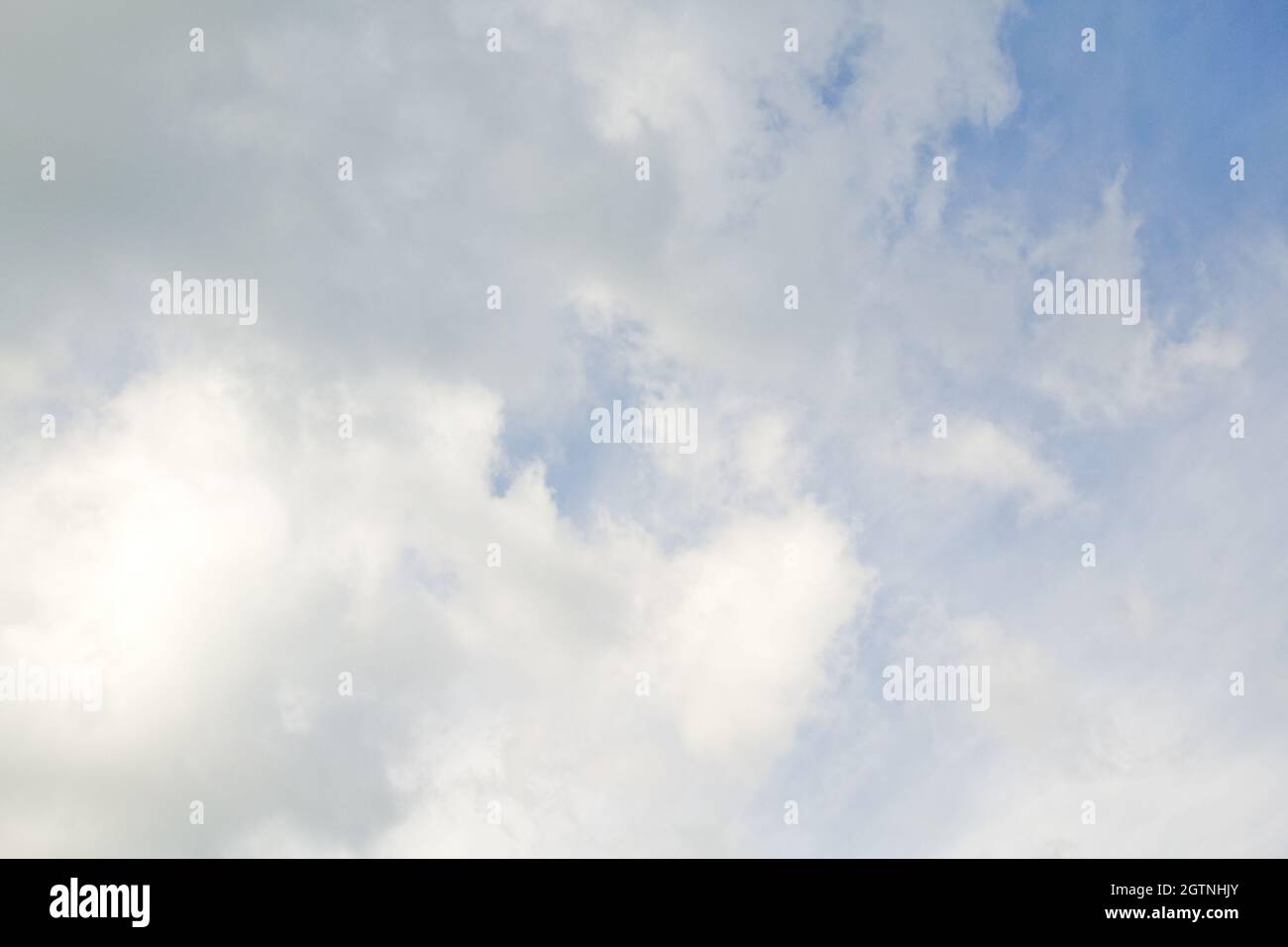 Blue sky and clouds - empty cloudscapes Stock Photo - Alamy